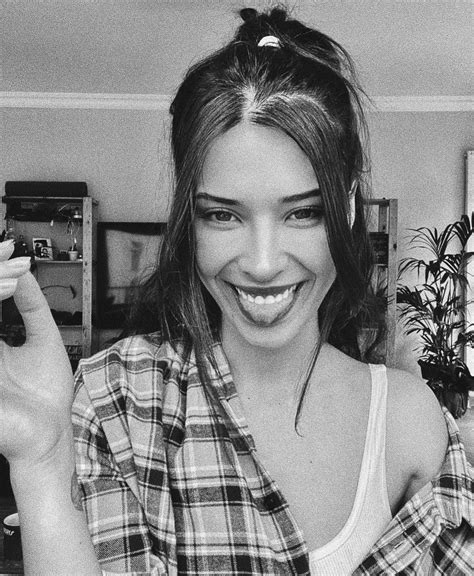 Devrim Özkan Rtrgirlstar