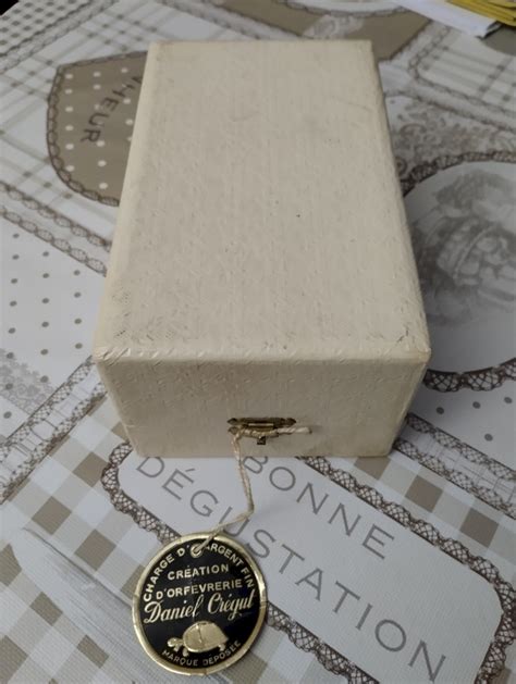 Timbale Et Rond De Serviette Ancienne Dans ça Boit Dorigine Daniel