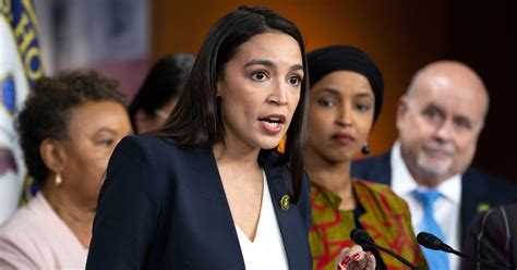 Aoc Wont Run For Top Democratic Seat On House Oversight Committee