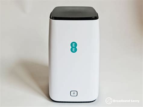 EE Smart Hub Plus Review WiFi Fibre Broadband Router Broadband Savvy