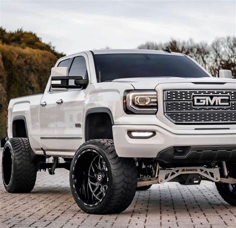 Custom Gmc Sierra Denali Ultimate On 24 Tis Wheels Auto News Magazine