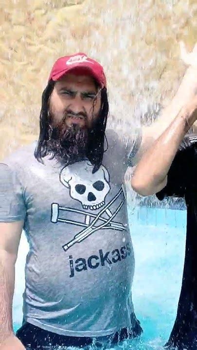 اپنے پیارے دوست سمیع کاکڑ کے ساتھ سنویلا گون میں عید کے پانچویں دن کو انجوائے کرتے ہوئے Youtube