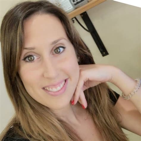 Ester Carrillo Youtube