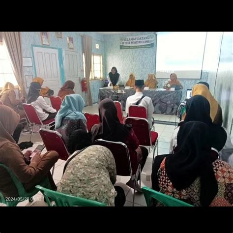 Pertemuan Validasi Dan Evaluasi Data Usia Produktif Dan Lansia