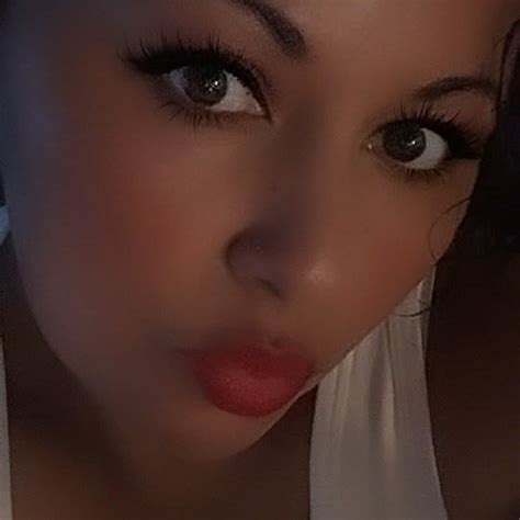 Esmeralda Esmeralda Threads Say More