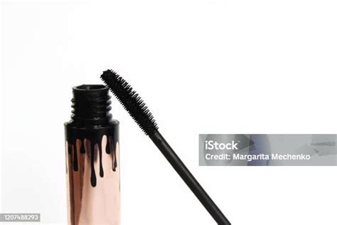 마스카라 지팡이 어플리케이터 흰색 배경에 대한 검은 스트로크 0명에 대한 스톡 사진 및 기타 이미지 0명 공휴일 난과