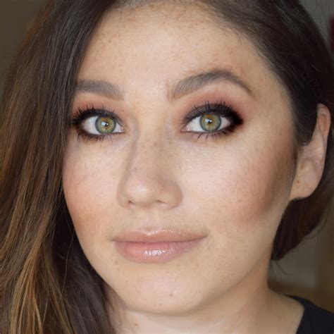 Natural Bridal Makeup For Green Eyes