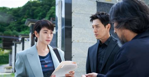 ‘트리거 김혜수 기자회견서 충격 고백