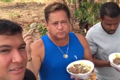 Vídeo Leonardo Reproduz Meme Durante Almoço Na Estrada Bora Bill