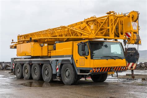180 Liebherr Group Foto Stok Potret And Gambar Bebas Royalti Istock