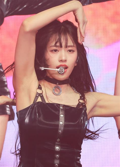Yujins Stubbly Pits 🤤😋 Ive Hd R Kpoparmpit