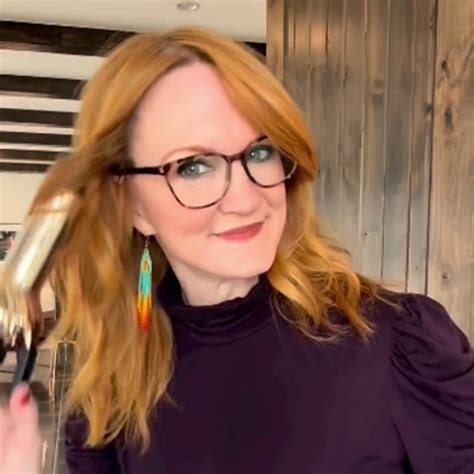 Pioneer Woman Ree Drummond Shows Fans How To Get Her Curls