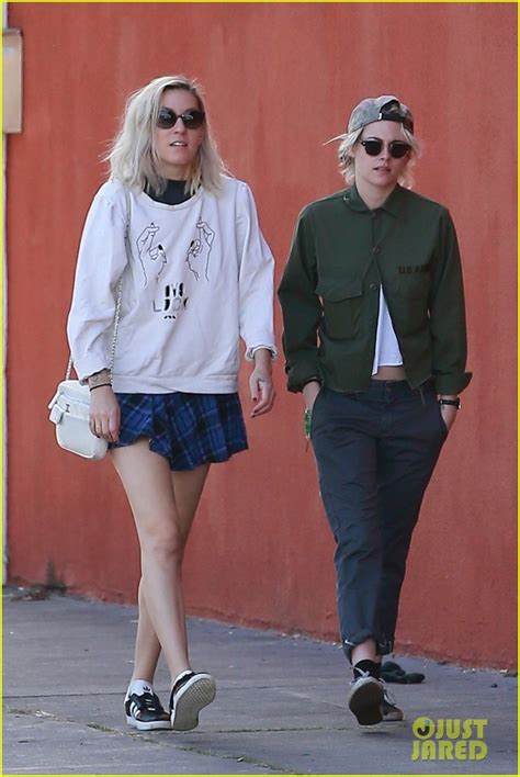 Kristen Stewart Enjoys Lunch Date With Girlfriend Dylan Meyer Photo