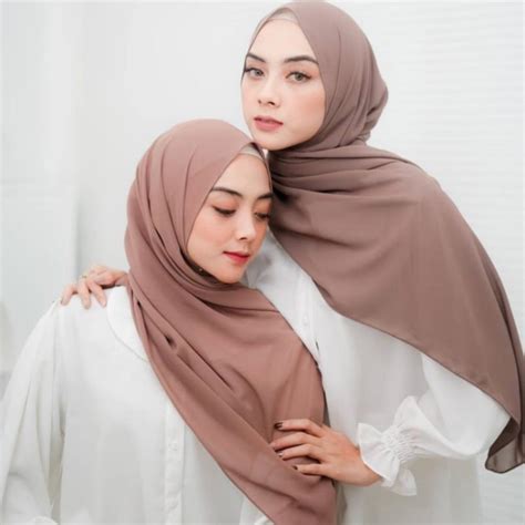7 Jenis Hijab Pashmina Yang Kekinian Berdasarkan Bahan Kainnya