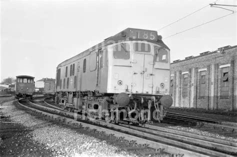 Wigan Springs Branch Class 25 25041 14176 35mm Railway Negative Rn427