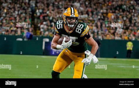 Green Bay Packers Robert Tonyan During The First Half Of An Nfl