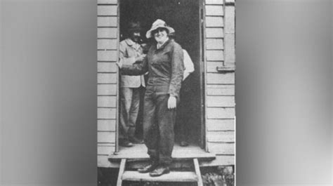 Sejarah Museum Geologi 1929 1945 15 Kaji Banding Irene Crespin