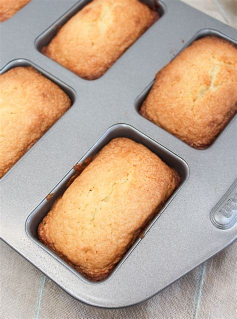 Mini Pound Cakes Recipe