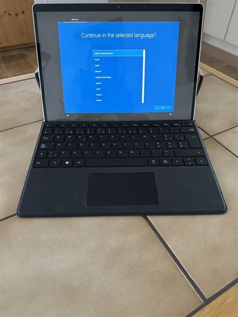 Microsoft Surface Pro 8 Lte Neu Gemäss Beschreibung In Unterseen Für Chf 528 Mit Lieferung