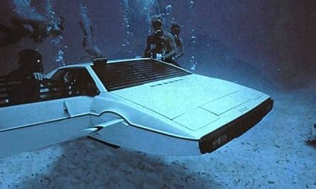 Tesla Founder Elon Musk Buys James Bonds Lotus Esprit Submarine Car