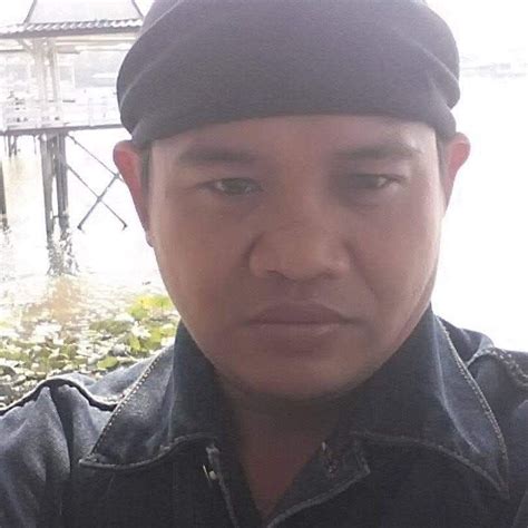 แพนด้า 🌻ถึงหน้าไม่คม แต่อมไม่คาย แถมกลืนได้ด้วยนะลองไหม🤣 Facebook