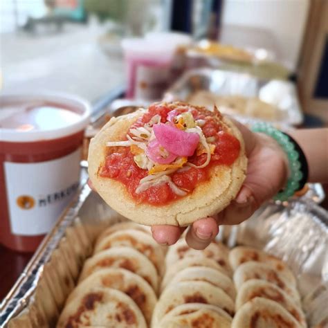 Mini Pupusas El Merkury