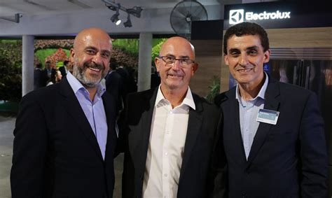 Electrolux Phil Moujeas Bing Lee Mike Putt Electrolux And Chris