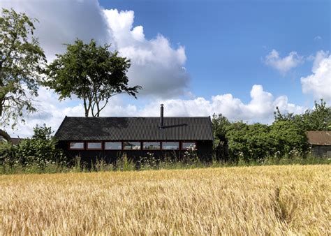 The Long Artists Studio By Threefold Architects