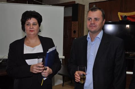 Dorina Cicioc îi Lasă Succesorului Său Crin Pântea O Instituţie Evidenţiată De Curtea De