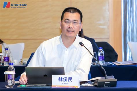 厦门国际信托副总经理林俊民：利率下行，信托公司应主动升级发展模式 每经网