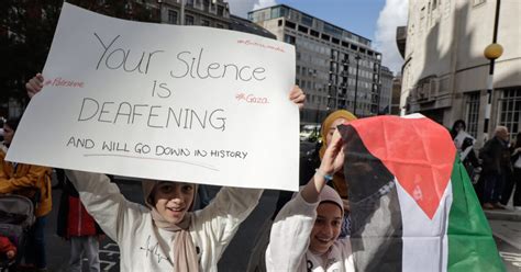 Pro Israel Bias Inside Uk Newsrooms Revealed Stop The War