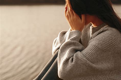 What Is A Mood Disorder Types Symptoms Causes And Treatment