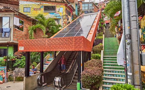 Tour Comuna 13 Destinos Turisticos Colombia