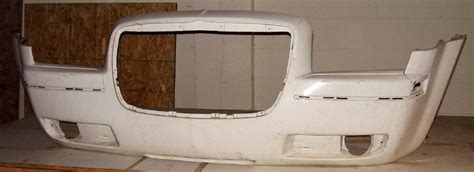 2005 2010 Chrysler 300300c Touring W35l Engine Front Bumper Cover