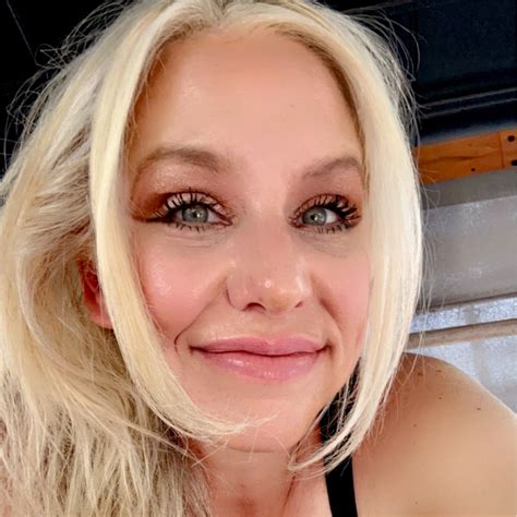 Tanya Damron Warehouse Associate Kens Foods Linkedin