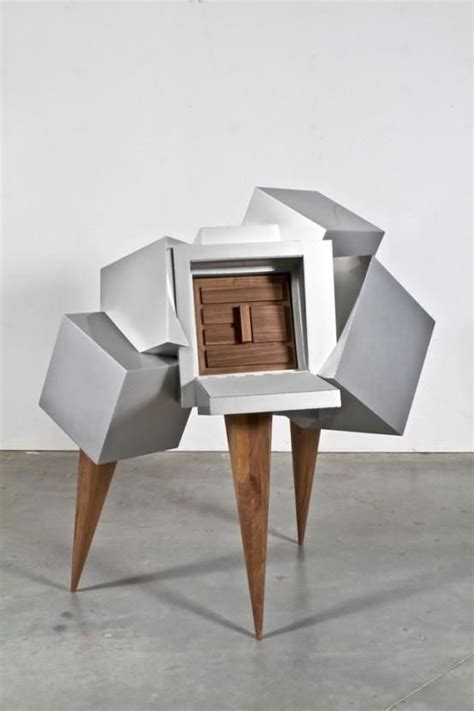 Du Déconstructivisme Dans Le Design