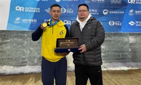 Мөсөнд авиралтын тамирчин НХэрлэн Дэлхийн цомд түрүүллээ