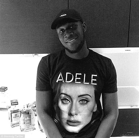 Stormzy Cuddles Up With Adele Backstage Daily Mail Online