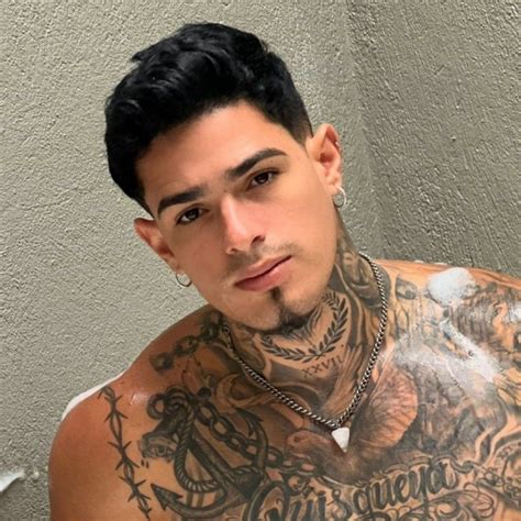 Croycito Croycitoreal Snapchat Stories Spotlight And Lenses