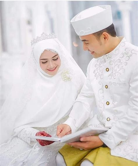 Indonesian Muslim Wedding Marriage In Indonesia Wikipedia