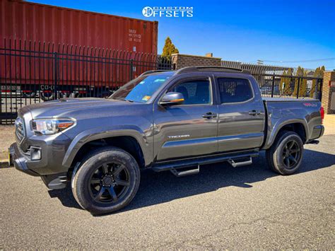 2017 Toyota Tacoma With 18x9 0 Enkei Cyclone And 265 60r18 Toyo Tires