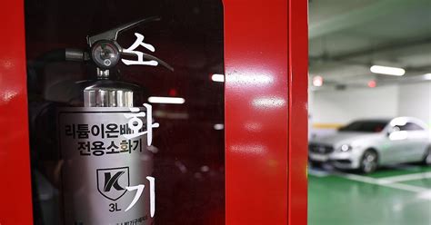 벤츠 중국산 전기차 배터리 탑재 공개하자국산 배터리株 급등