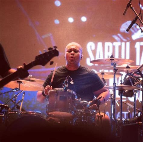 Lama Tak Terdengar Ini 6 Potret Terbaru Personel Samsons Rilis Single Baru