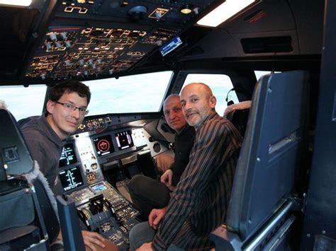 Experiencing Level D Simulator Simon A320