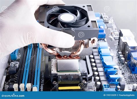 Installing Cpu Cooler Stock Image Image Of Copper Computer 19313329