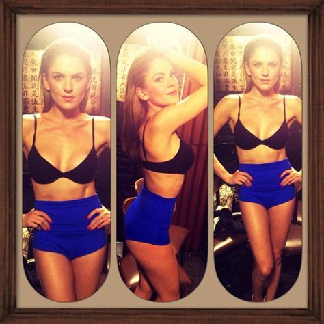 Naked Zoraida Gómez Added 07192016 By Pepelepu