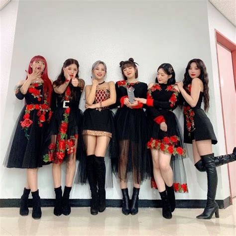 Pin On Gi Dle Kpop Fashion Outfits Women Dresses Classy Kpop Fashion