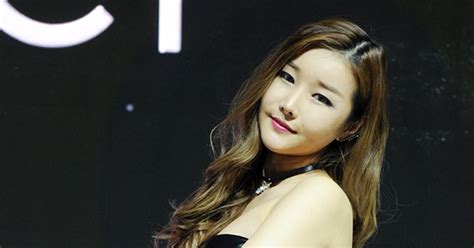 포토 레이싱모델 한송이 아찔한 S라인 몸매 2015 서울모터쇼