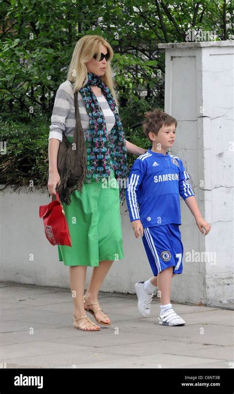 Claudia Schiffer Sohn Caspar Caspar Vaughn Instagram Qizr