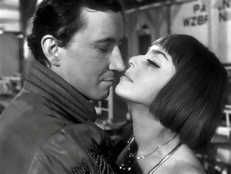 Krzysztof Chamiec Elegancki Męski Pewny Siebie Film W Interia Pl